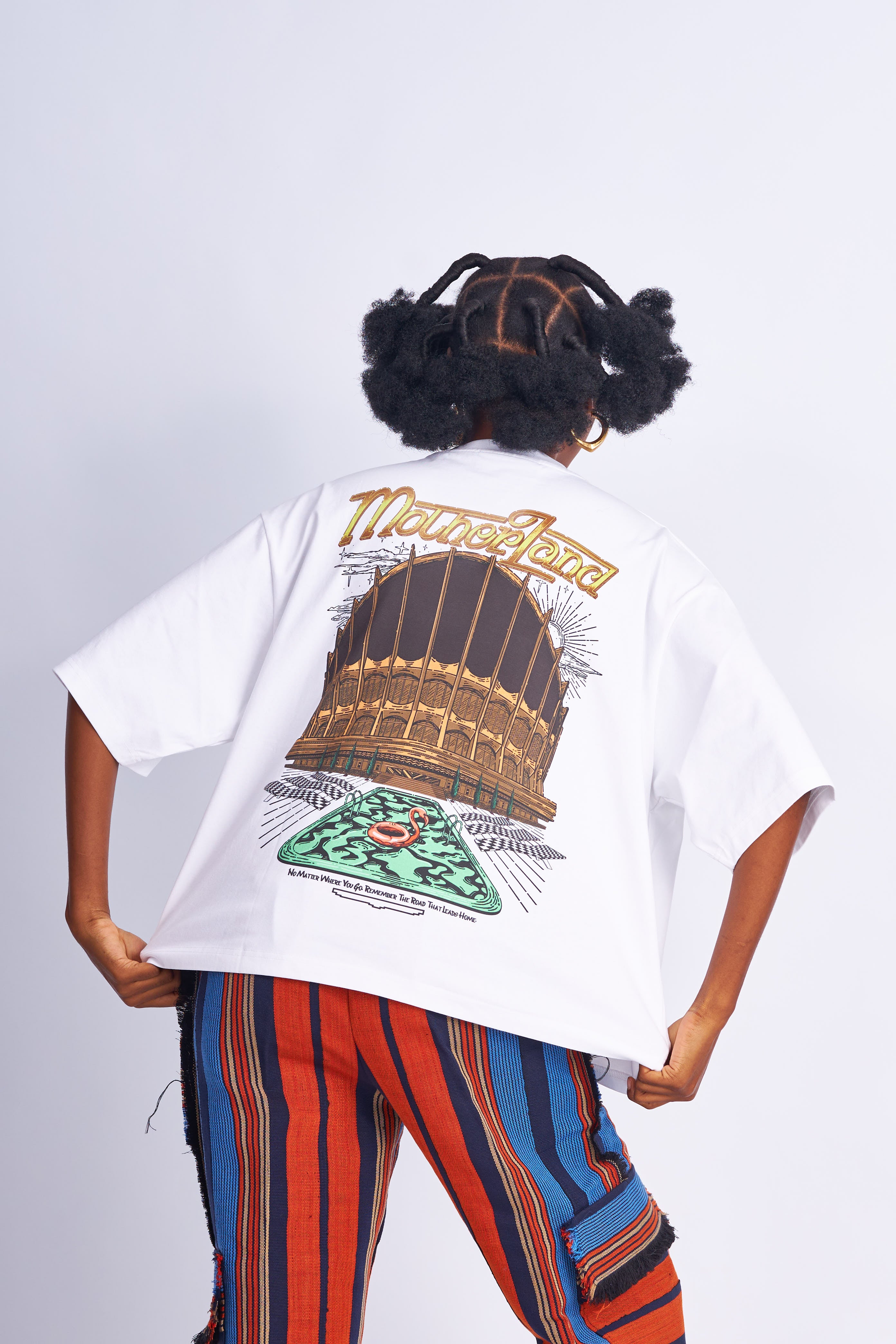 MOTHERLAND Oversize Cropped T-Shirt (Women) | NAWTI by KOBO – KOBO!